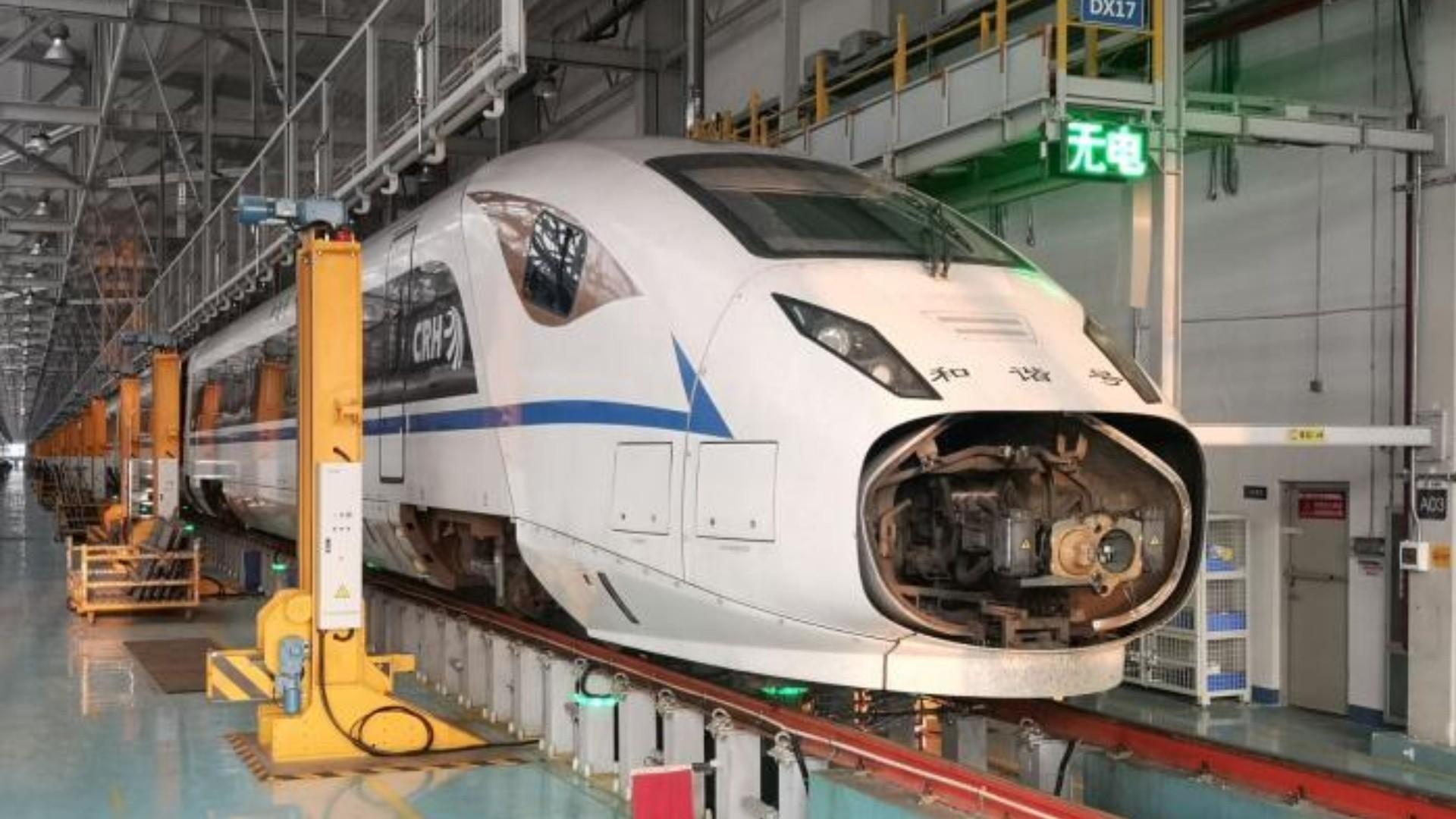 Le "robot de triage intelligent" dans le plus grand "atelier 4S de TGV ...