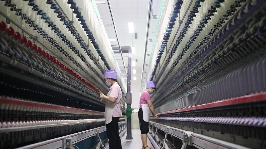 Chine : le secteur textile en croissance stable de janvier à juillet - CGTN
