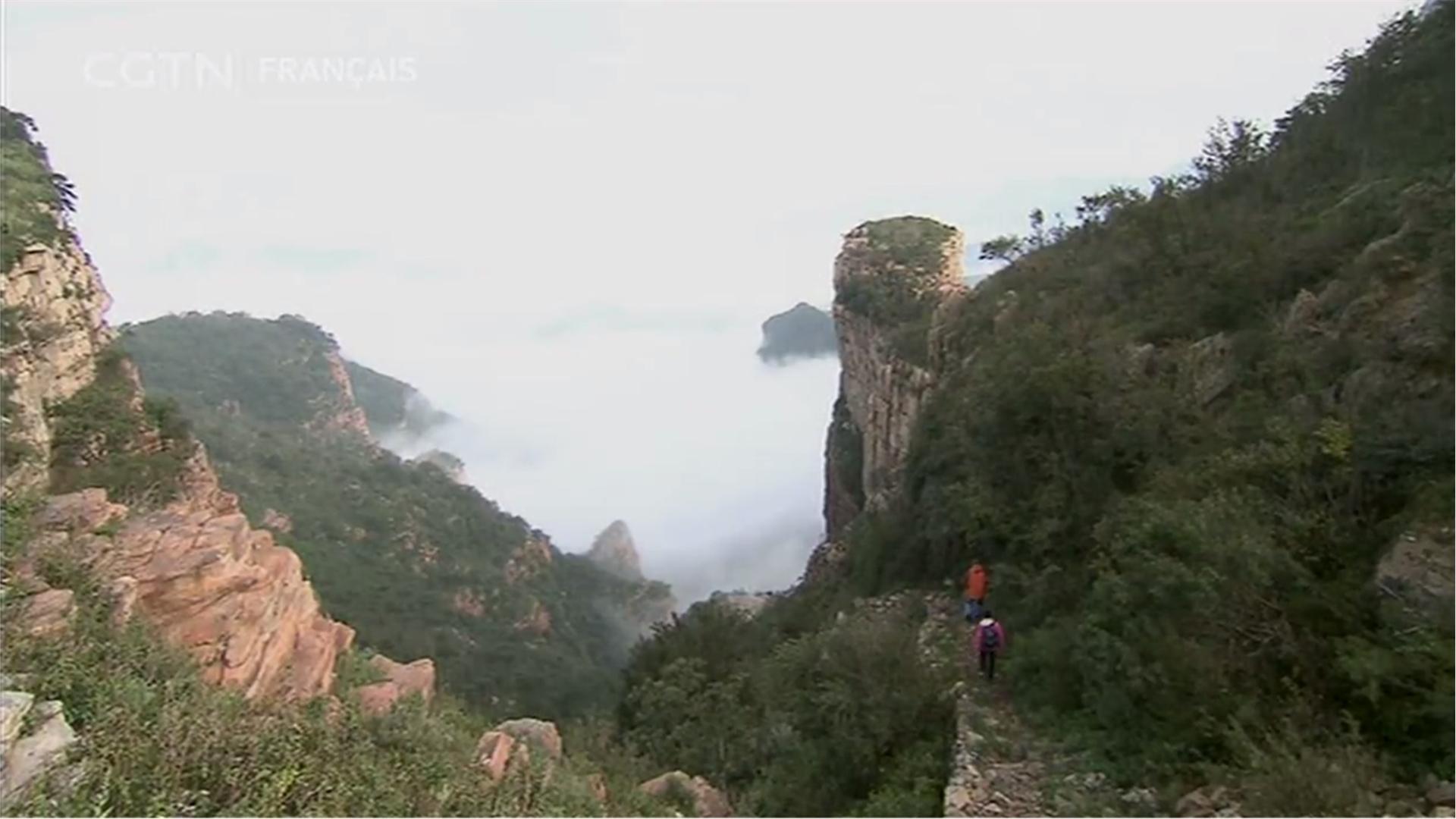 En deçà et au delà de la Grande Muraille - Trace de Hedu et visite à ...